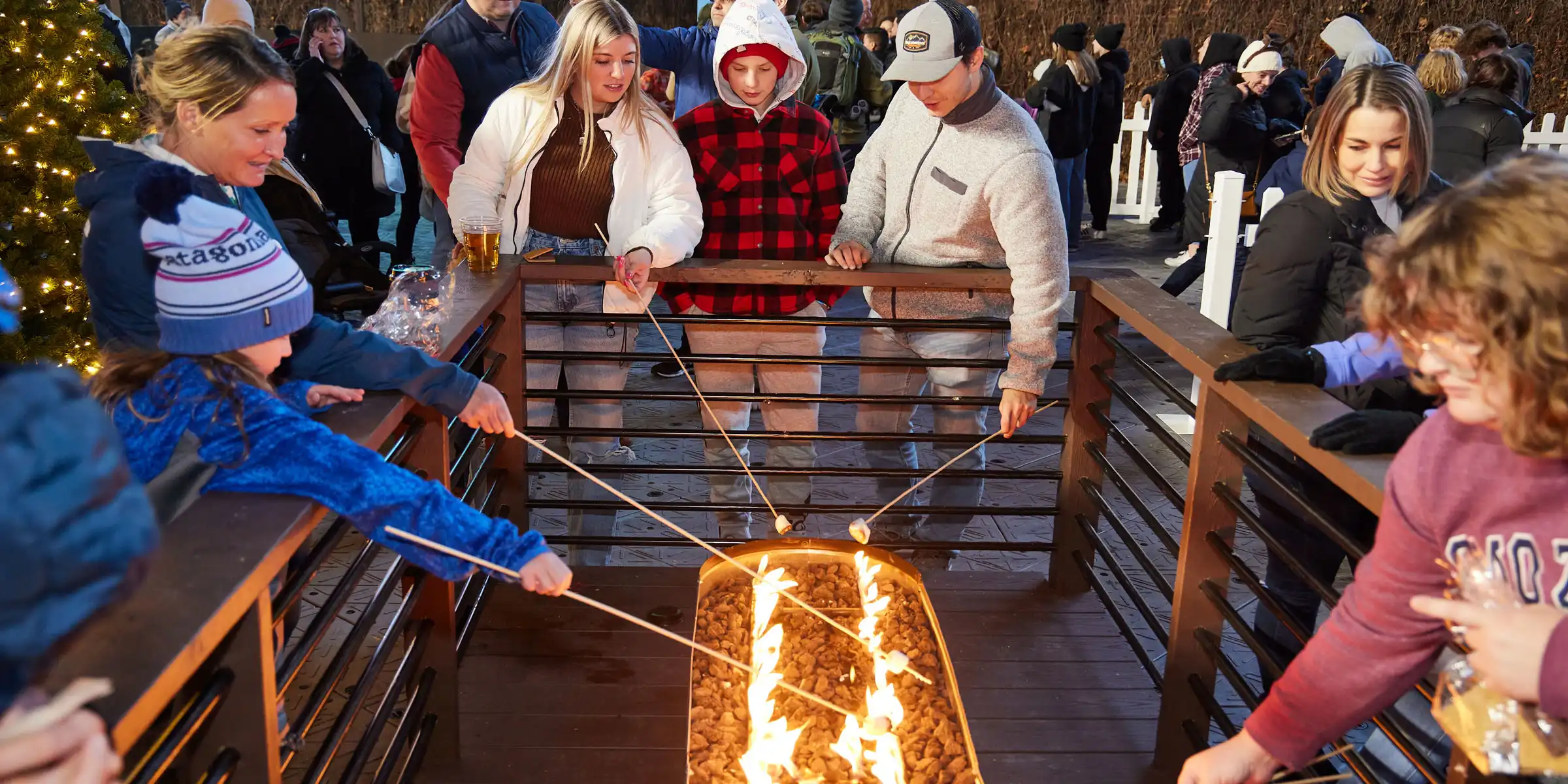 Seasonal | Holiday Party Venues Chicago | Wrigley Field : Wrigley Field ... Seasonal | Holiday Party Venues Chicago | Wrigley Field : Wrigley Field ...